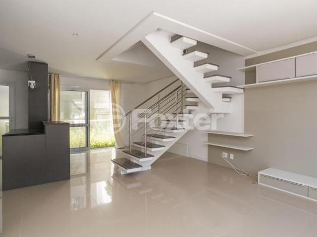 Casa em Condomínio, 3 dormitórios, 197.96 m², em Glória