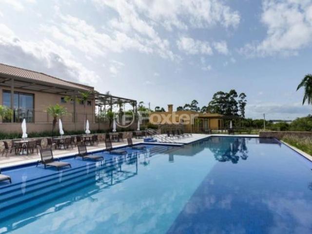 Casa em Condomínio, 3 dormitórios, 199 m², em Centro