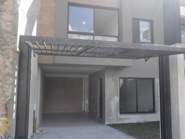 Casa em condomínio 3 dormitórios, 1 suíte, 3 banheiros, 2 vagas no bairro Portão