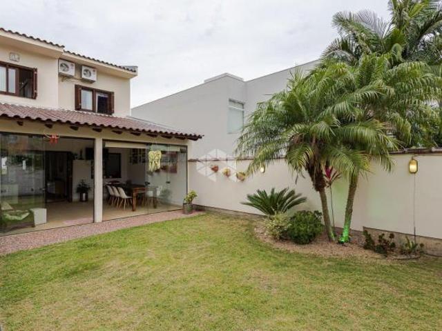 Casa em condomínio 3 dormitórios, 1 suíte, 3 vagas, Jardim Planalto, Porto Alegre