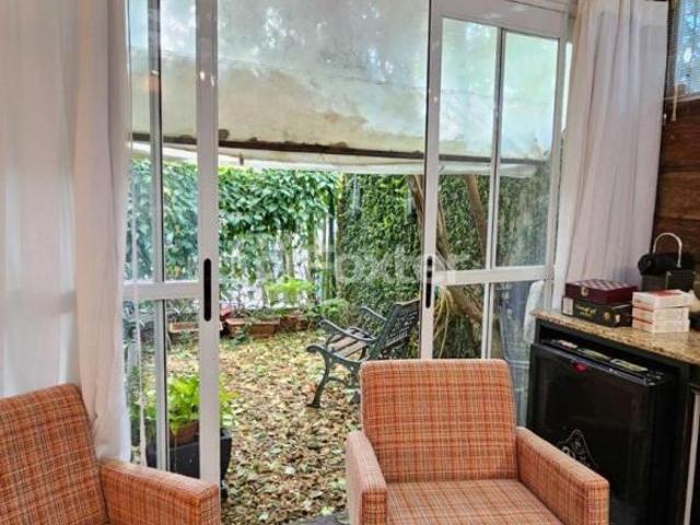 Casa em Condomínio, 3 dormitórios, 200.45 m², em Teresópolis