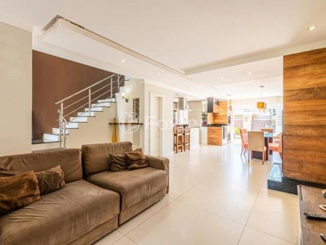 Casa em Condomínio, 3 dormitórios, 200 m², em Aberta dos Morros