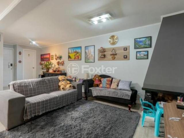 Casa em Condomínio, 3 dormitórios, 200 m², em Mário Quintana