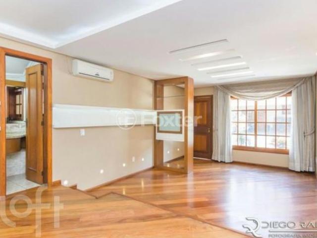 Casa em Condomínio, 3 dormitórios, 202.41 m², em Cristal