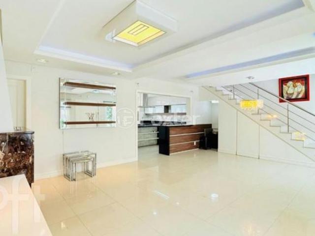 Casa em Condomínio, 3 dormitórios, 203 m², em Sarandi