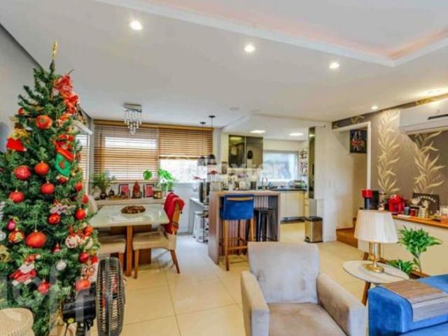 Casa em Condomínio, 3 dormitórios, 204 m², em Nonoai