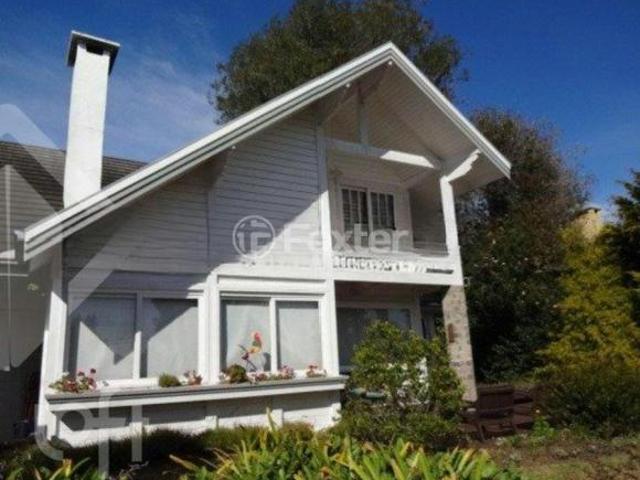 Casa em Condomínio, 3 dormitórios, 208 m², em Mato Queimado