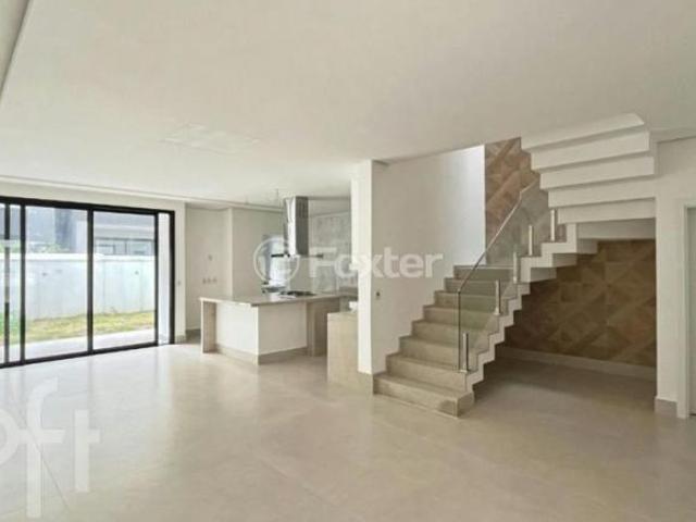 Casa em Condomínio, 3 dormitórios, 210 m², em Ipanema