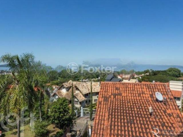 Casa em Condomínio, 3 dormitórios, 210 m², em Jardim Isabel