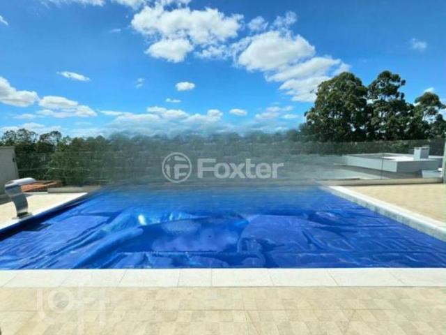 Casa em Condomínio, 3 dormitórios, 215.21 m², em Centro