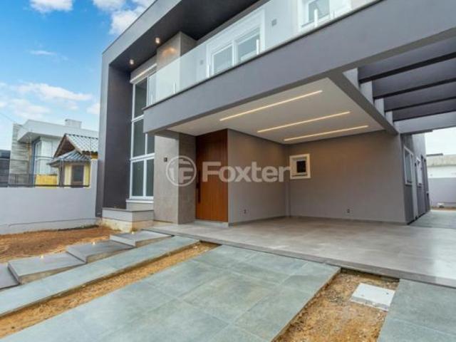 Casa em Condomínio, 3 dormitórios, 215 m², em Parque da Matriz