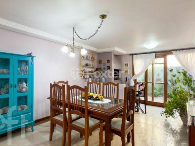 Casa em Condomínio, 3 dormitórios, 225.18 m², em Jardim Isabel