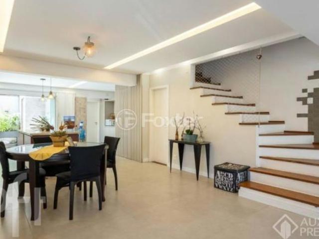 Casa em Condomínio, 3 dormitórios, 231 m², em São Geraldo