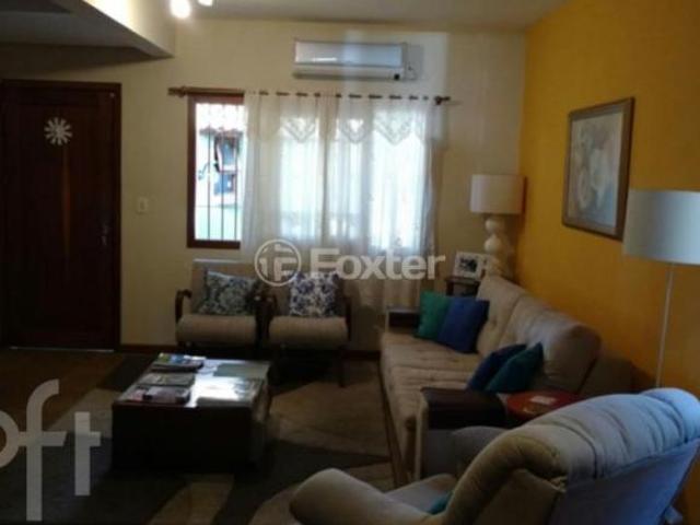 Casa em Condomínio, 3 dormitórios, 240.49 m², em Ipanema