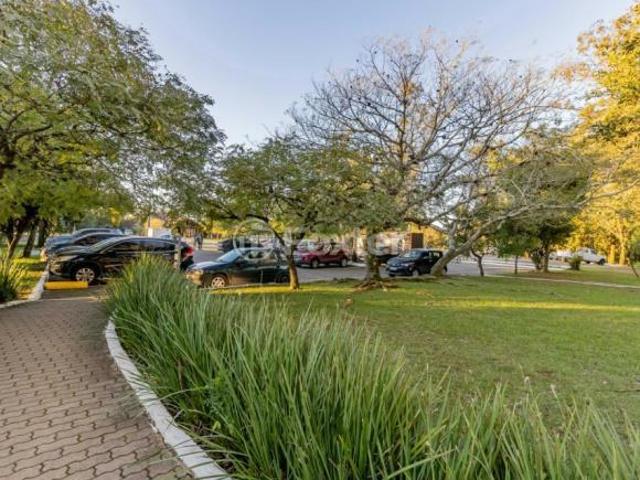 Casa em Condomínio, 3 dormitórios, 240.55 m², em Elsa