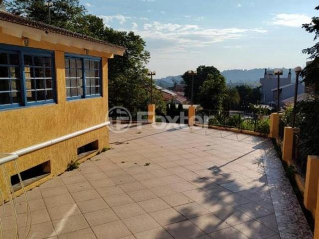 Casa em Condomínio, 3 dormitórios, 240 m², em Belém Velho