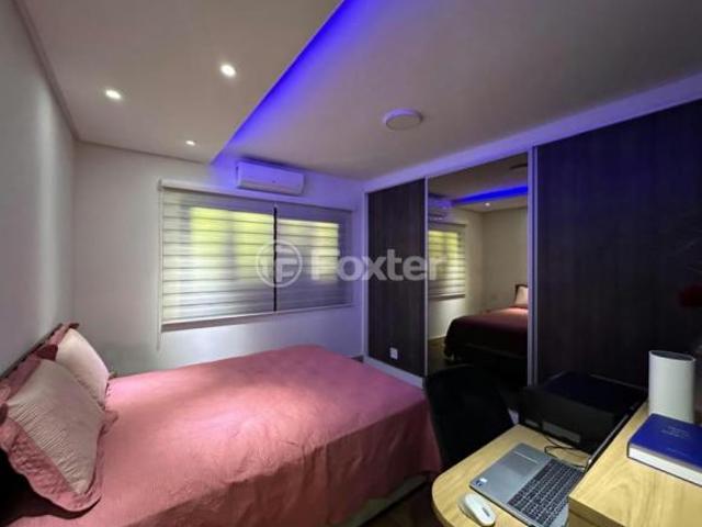Casa em Condomínio, 3 dormitórios, 250 m², em Parque da Matriz