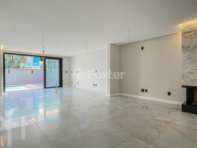 Casa em Condomínio, 3 dormitórios, 255 m², em Sarandi
