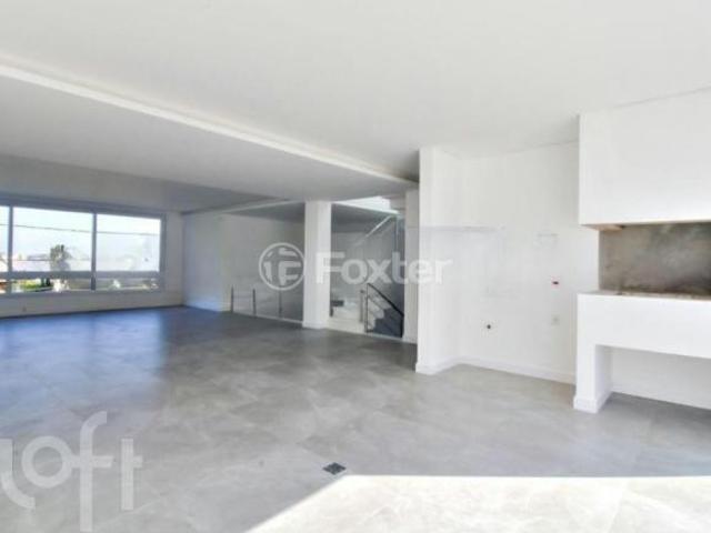 Casa em Condomínio, 3 dormitórios, 256 m², em Hípica