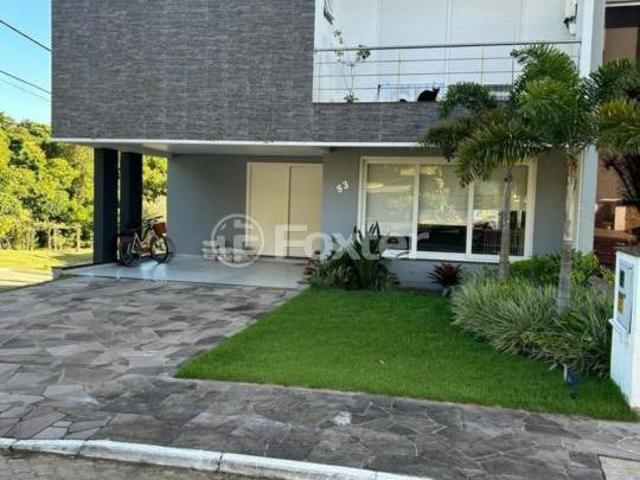Casa em Condomínio, 3 dormitórios, 260.45 m², em Hípica