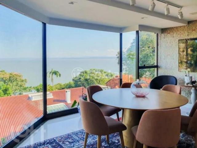 Casa em Condomínio, 3 dormitórios, 263.26 m², em Vila Conceição