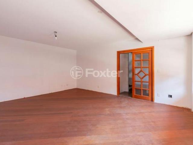 Casa em Condomínio, 3 dormitórios, 280.35 m², em Menino Deus