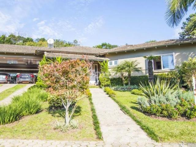 Casa em Condomínio, 3 dormitórios, 280.64 m², em Vila Elsa