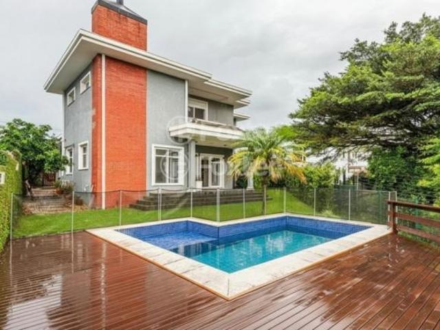 Casa em Condomínio, 3 dormitórios, 281.18 m², em Vila Nova