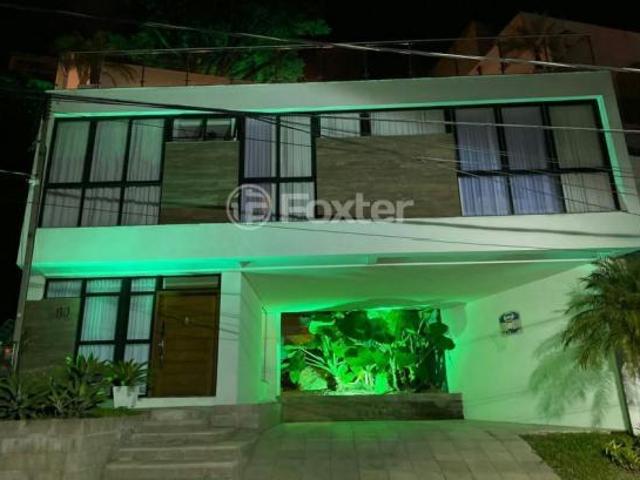 Casa em Condomínio, 3 dormitórios, 284.08 m², em Nonoai