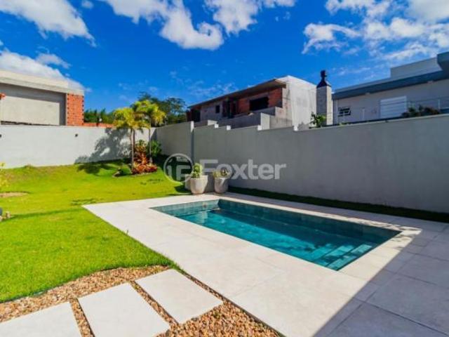 Casa em Condomínio, 3 dormitórios, 289 m², em Vila Nova