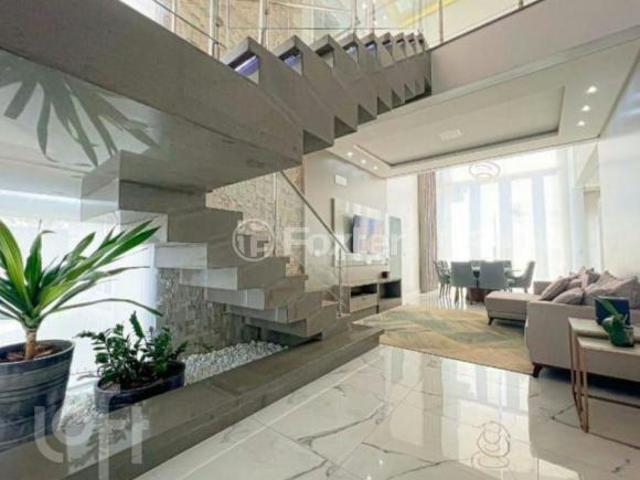 Casa em Condomínio, 3 dormitórios, 295 m², em Marechal Rondon
