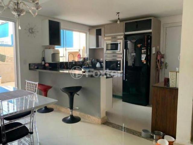 Casa em Condomínio, 3 dormitórios, 300 m², em Hípica