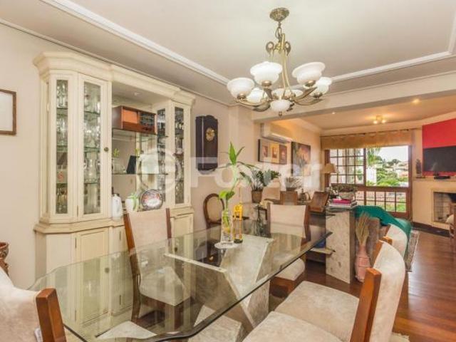 Casa em Condomínio, 3 dormitórios, 301.15 m², em Chácara das Pedras