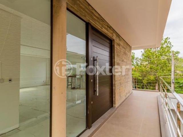 Casa em Condomínio, 3 dormitórios, 327 m², em Querência