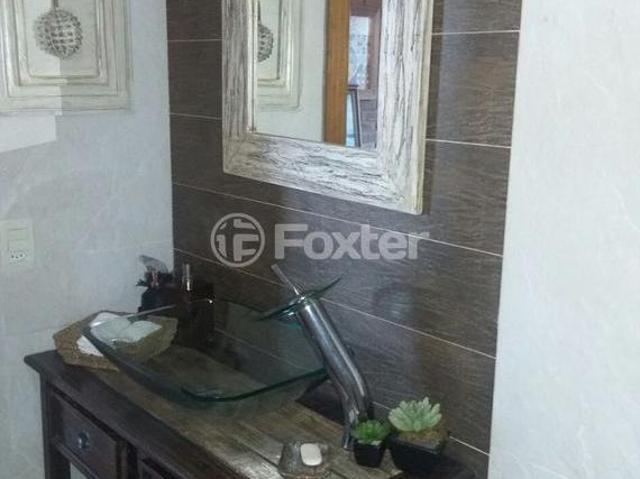 Casa em Condomínio, 3 dormitórios, 330 m², em Dom Feliciano