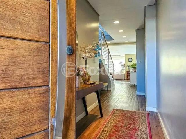 Casa em Condomínio, 3 dormitórios, 330 m², em São Vicente