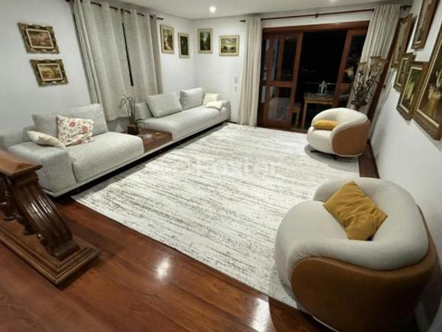 Casa em Condomínio, 3 dormitórios, 356 m², em São Paulo II