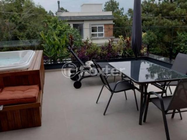 Casa em Condomínio, 3 dormitórios, 357 m², em Jardim Krahe