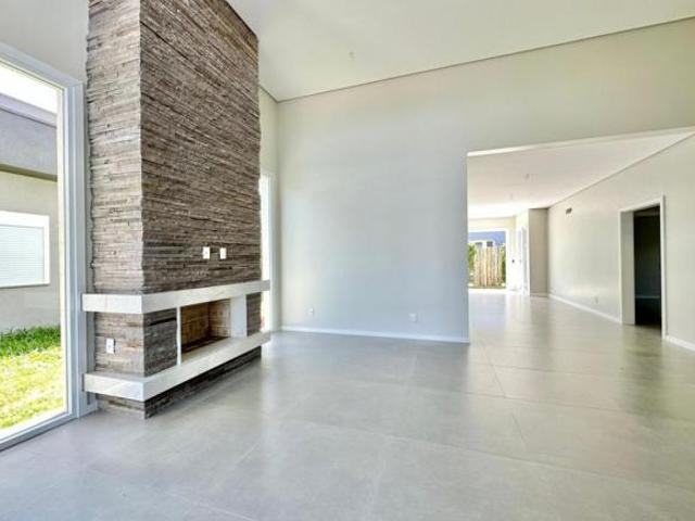 Casa em Condominio 3 dormitorios Bairro Zona Nova