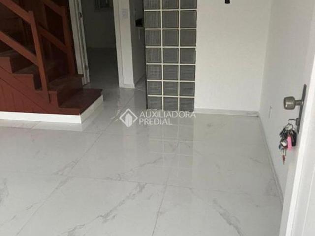 Casa em condominio 3 dormitórios, churrasqueira 1 vaga infraestrutura condominial!