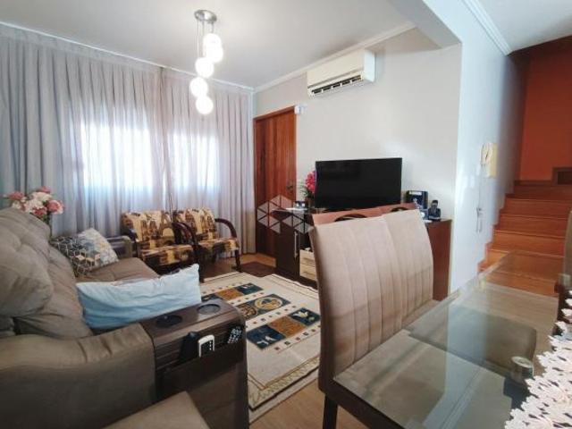 Casa em Condominio 3 Dormitorios e 3 vagas de garagem, em Canoas