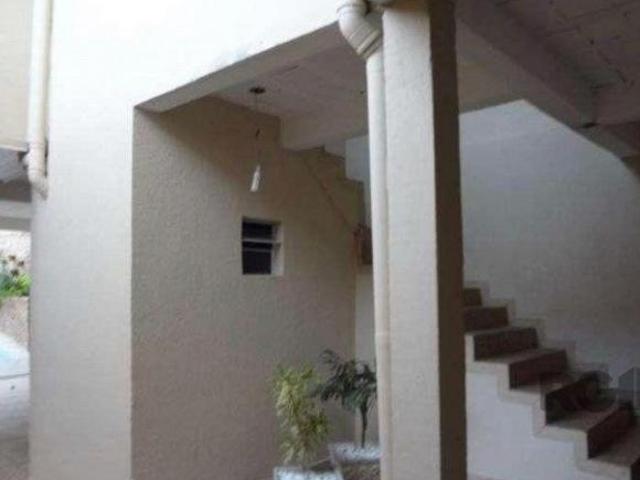 Casa em condomínio 3 dormitórios no bairro Santa Tereza