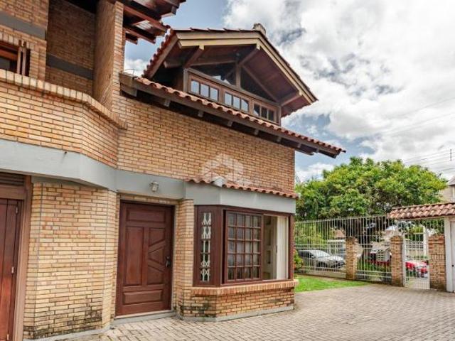 Casa em Condomínio, 3 dormitórios no Bairro Tristeza