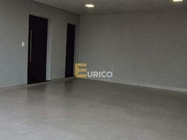 Casa em Condomínio 3 Dorms 1 Suíte c/ Piscina e 4 Vagas – Residencial Helena Maria, Sorocaba/SP