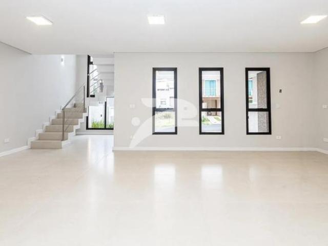 Casa em Condominio 3 Quartos Barreirinha 187m²