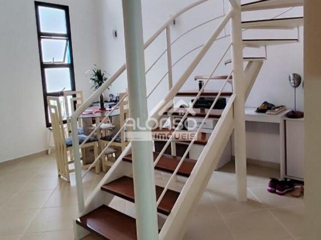 CASA EM CONDOMINIO,3 QUARTOS, SALA COM LAREIRA, GRANJA VIANA