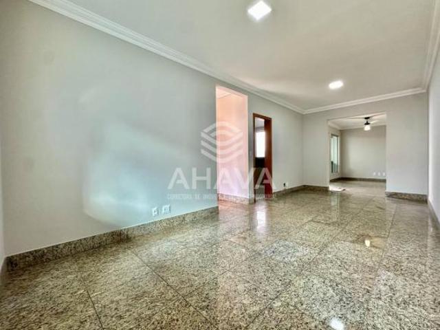 Casa em Condomínio 3 Quartos sendo 1 Suíte, 160m², Bairro Santa Branca, próximo a Avenida Portugal
