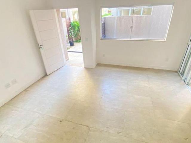 CASA EM CONDOMINIO 3 QUARTOS 1 SUITE 1 VAGA PROXIMO A USP/BUTANTÃ. FL64