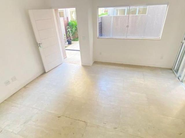 CASA EM CONDOMINIO 3 QUARTOS 1 SUITE 1 VAGA PROXIMO A USP/BUTANTÃ. FL64