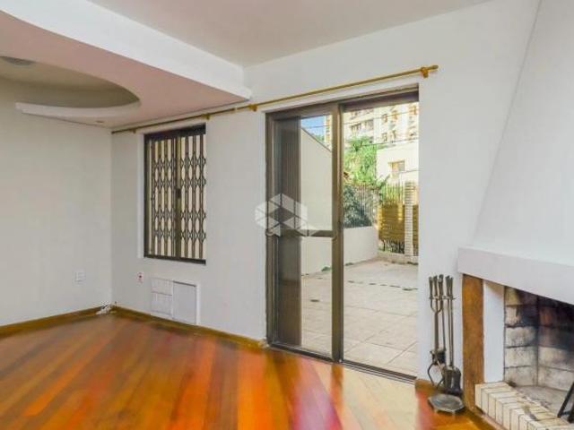 Casa em condominio, 3 quartos 1 suite 2 vagas Infra Jardim Itu Sabará Porto Alegre